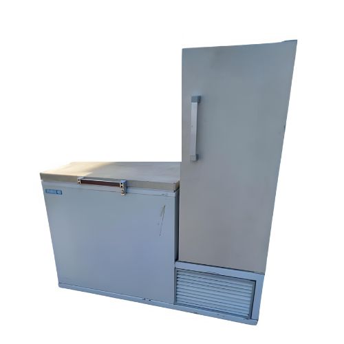 Johnny's Bargain World