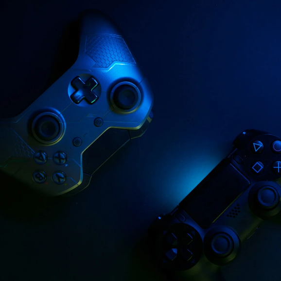 Johnny's Bargain World